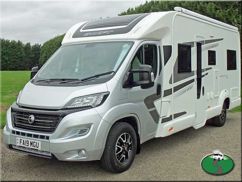 2019 Swift Freestyle Silver/white