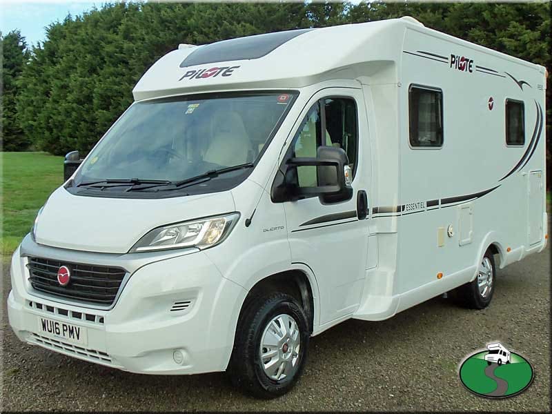 2016 Pilote Essentiel P650 White