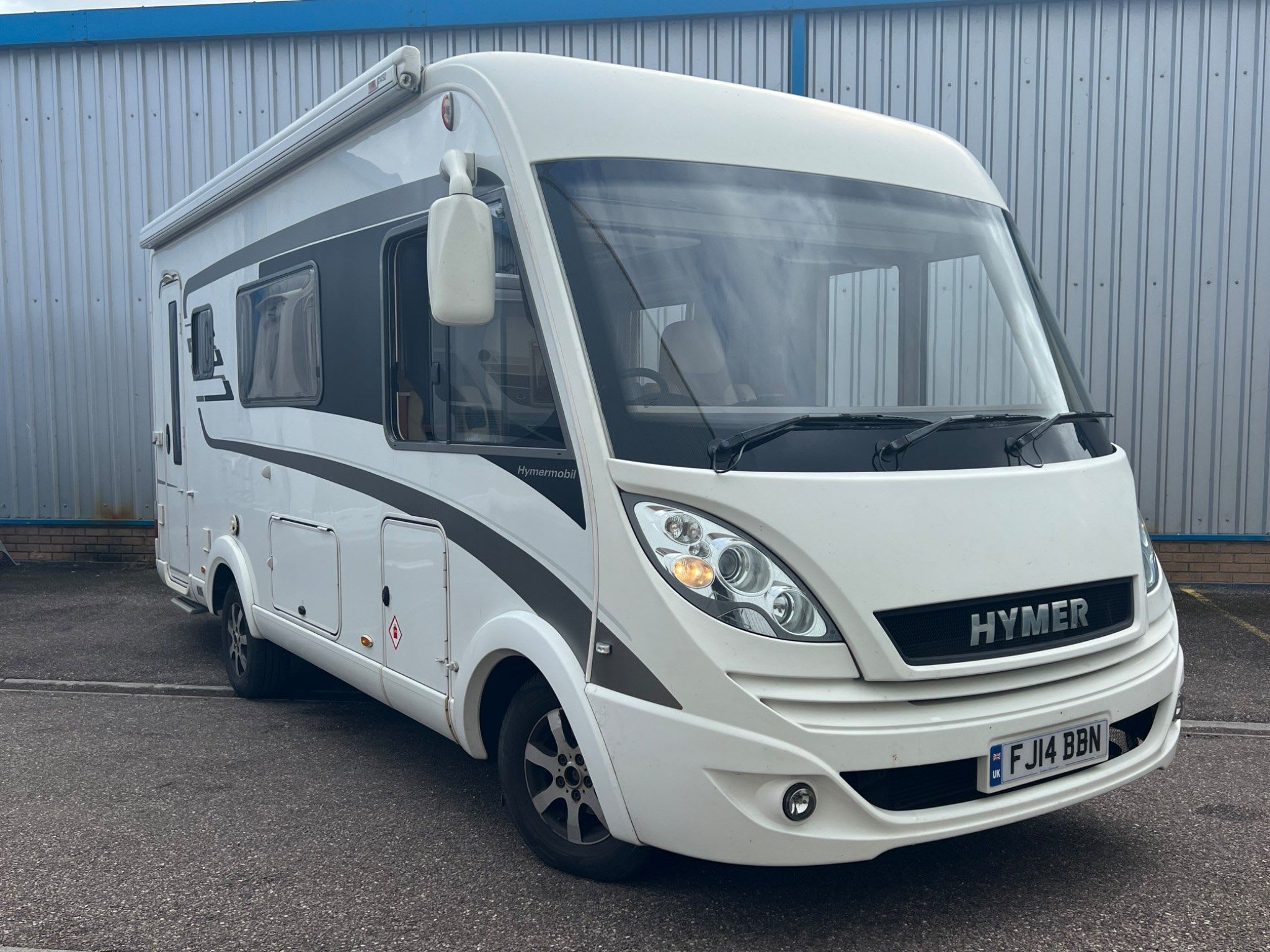 2014 Hymer B544