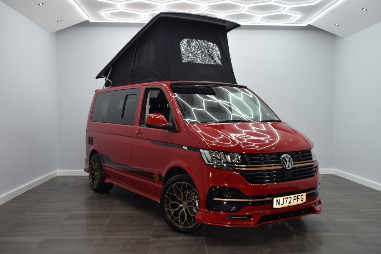 2022 Volkswagen Transporter Red