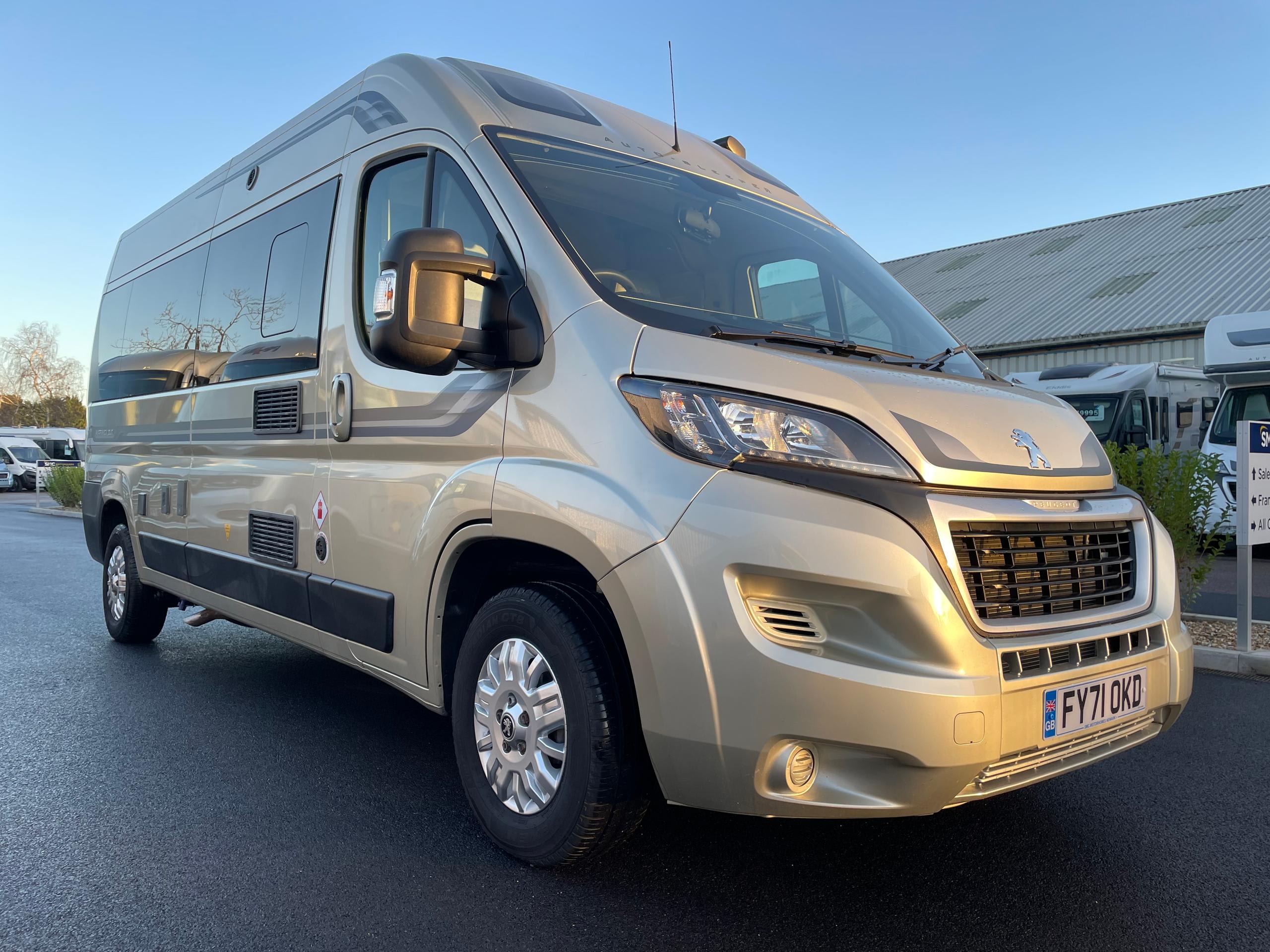 Auto-sleepers Warwick Duo Peugeot Boxer 2.2 Hdi 165bhp