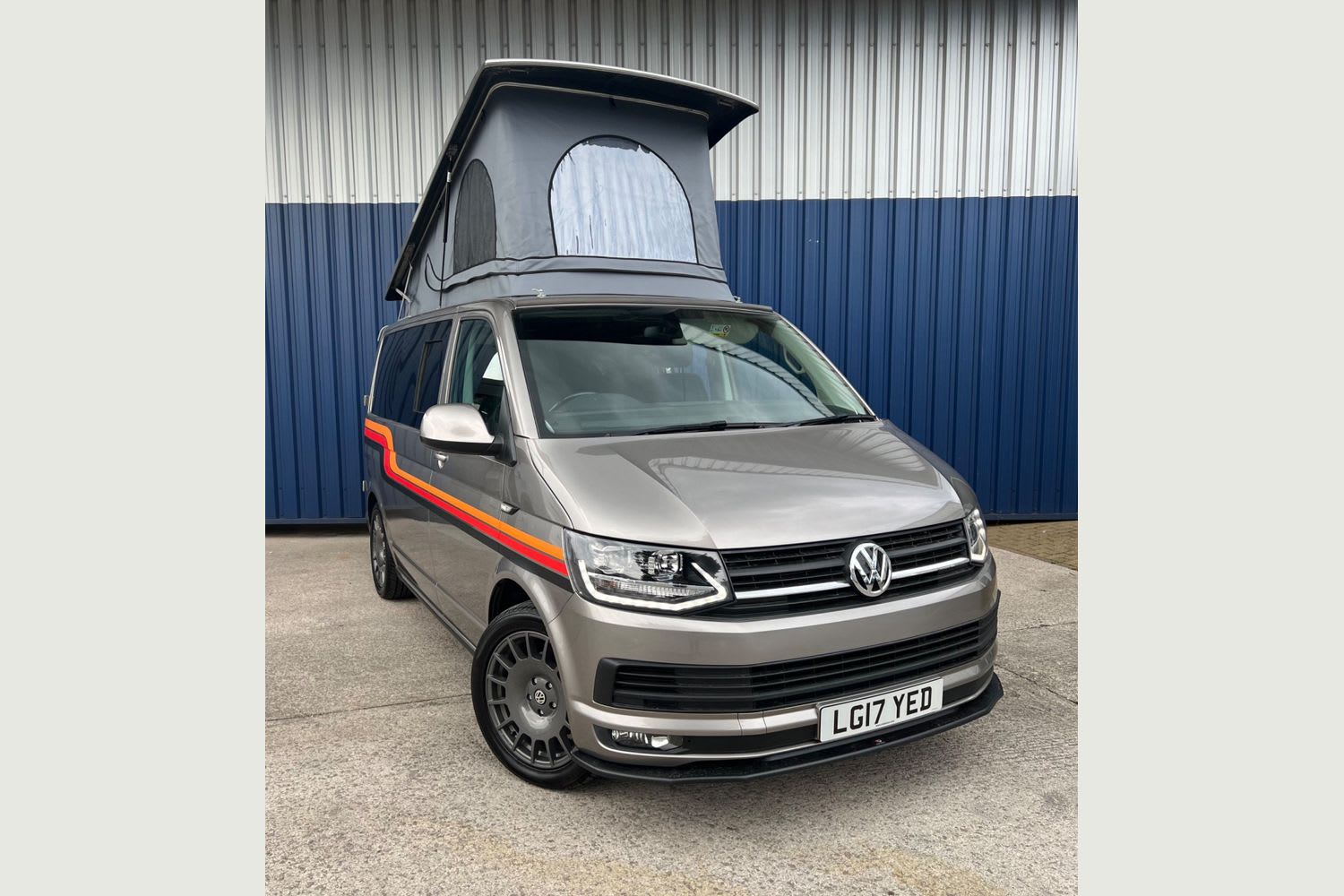 2017 Volkswagen Shakavan T28 Multicolour