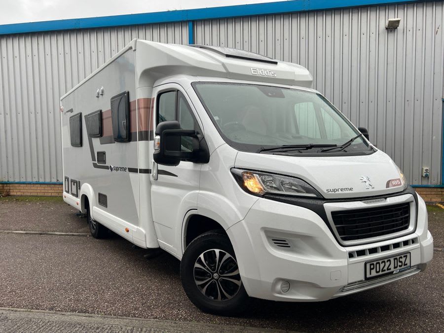 2022 Elddis Supreme White