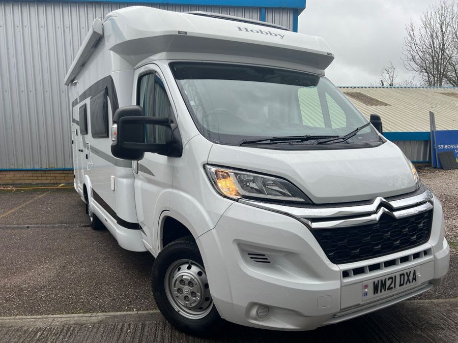 2021 Hobby Optima T65 White