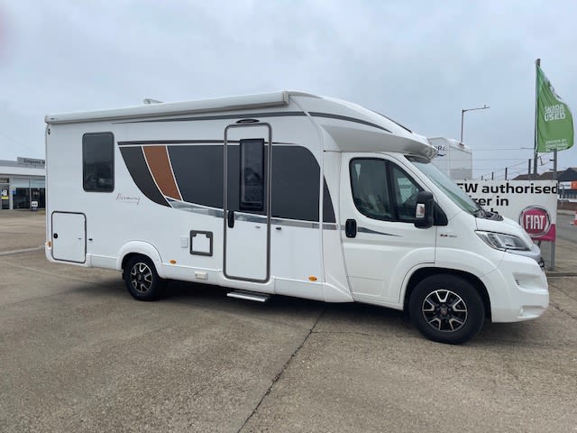 2018 Burstner Lyseo T734 Harmony Line