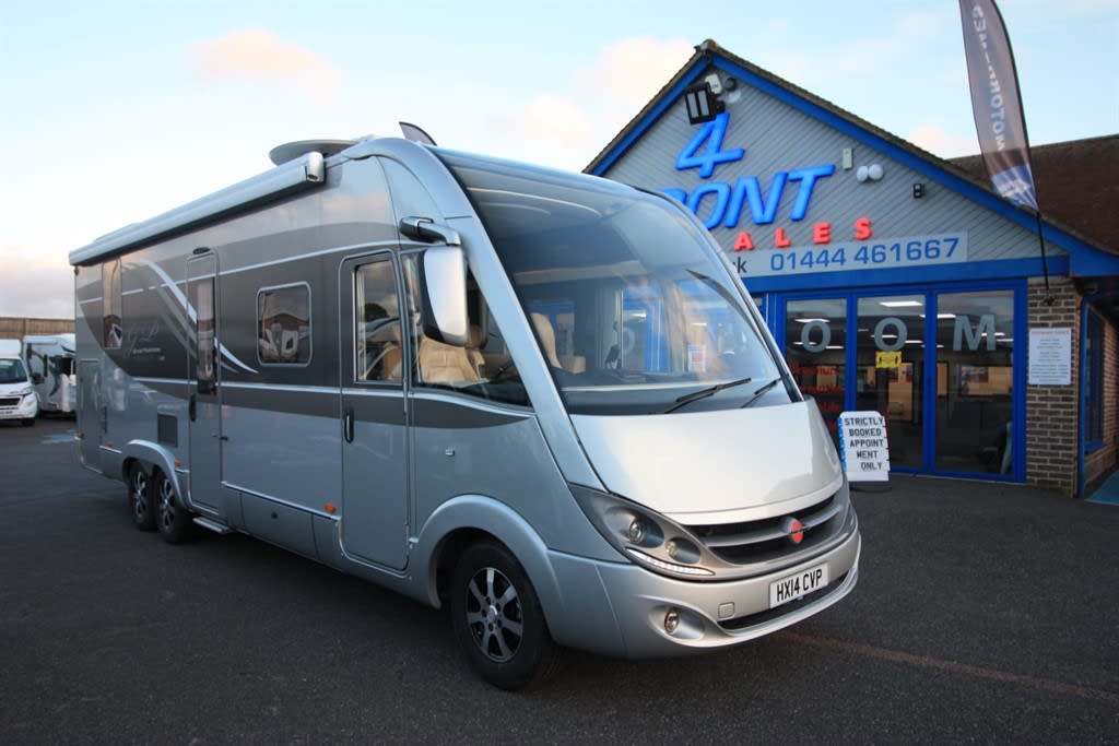 2014 Burstner Grand Panorama Silver