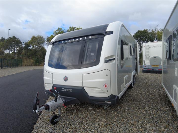 Touring Caravancoachman Laser 620 Xtra