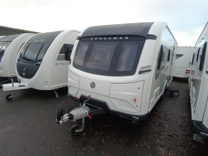 Touring Caravancoachman Vip 520
