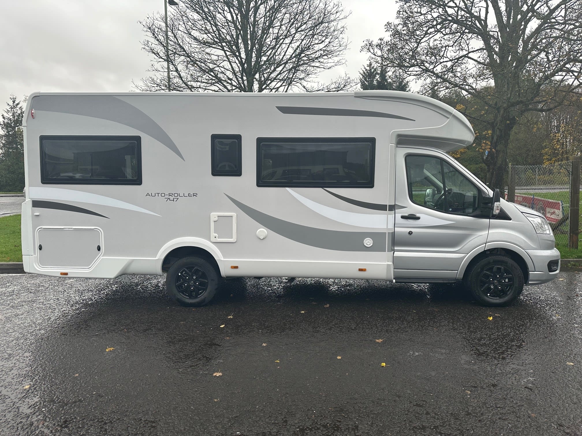 Roller Team Autoroller 747 (2023 Model) 6 Berth