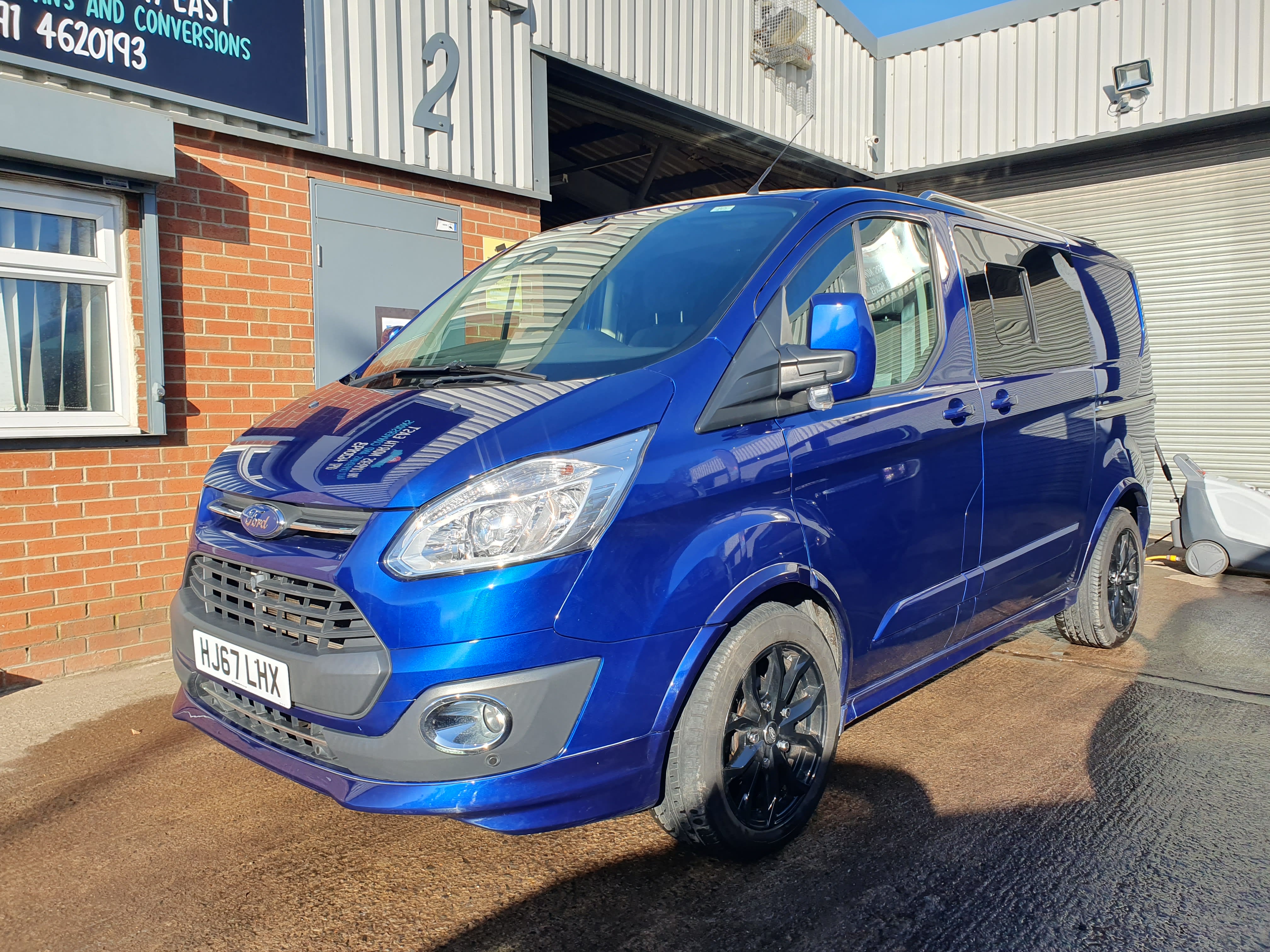 2017 Ford Transit Limited Model