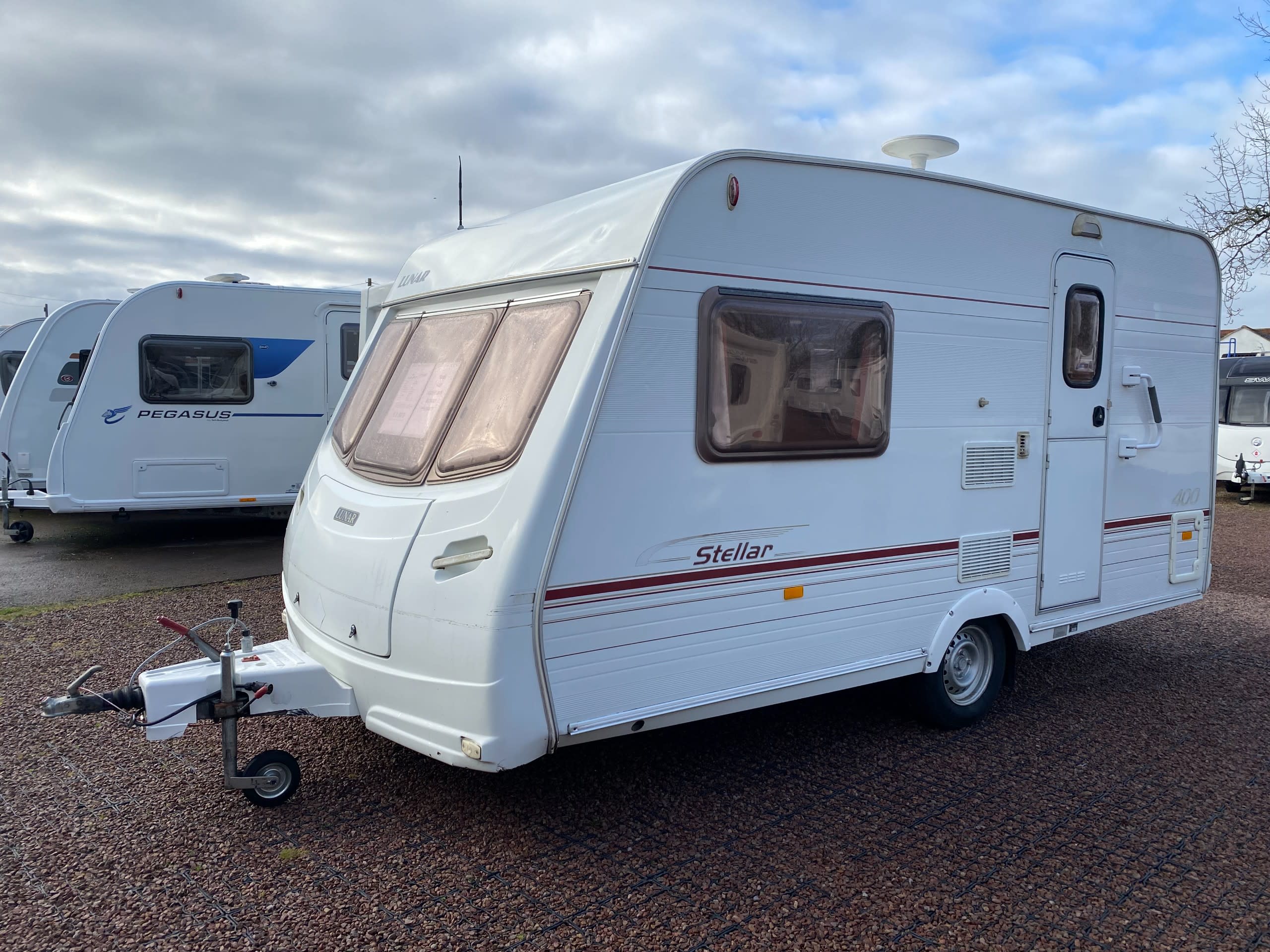 2003 Lunar Stellar 400 White