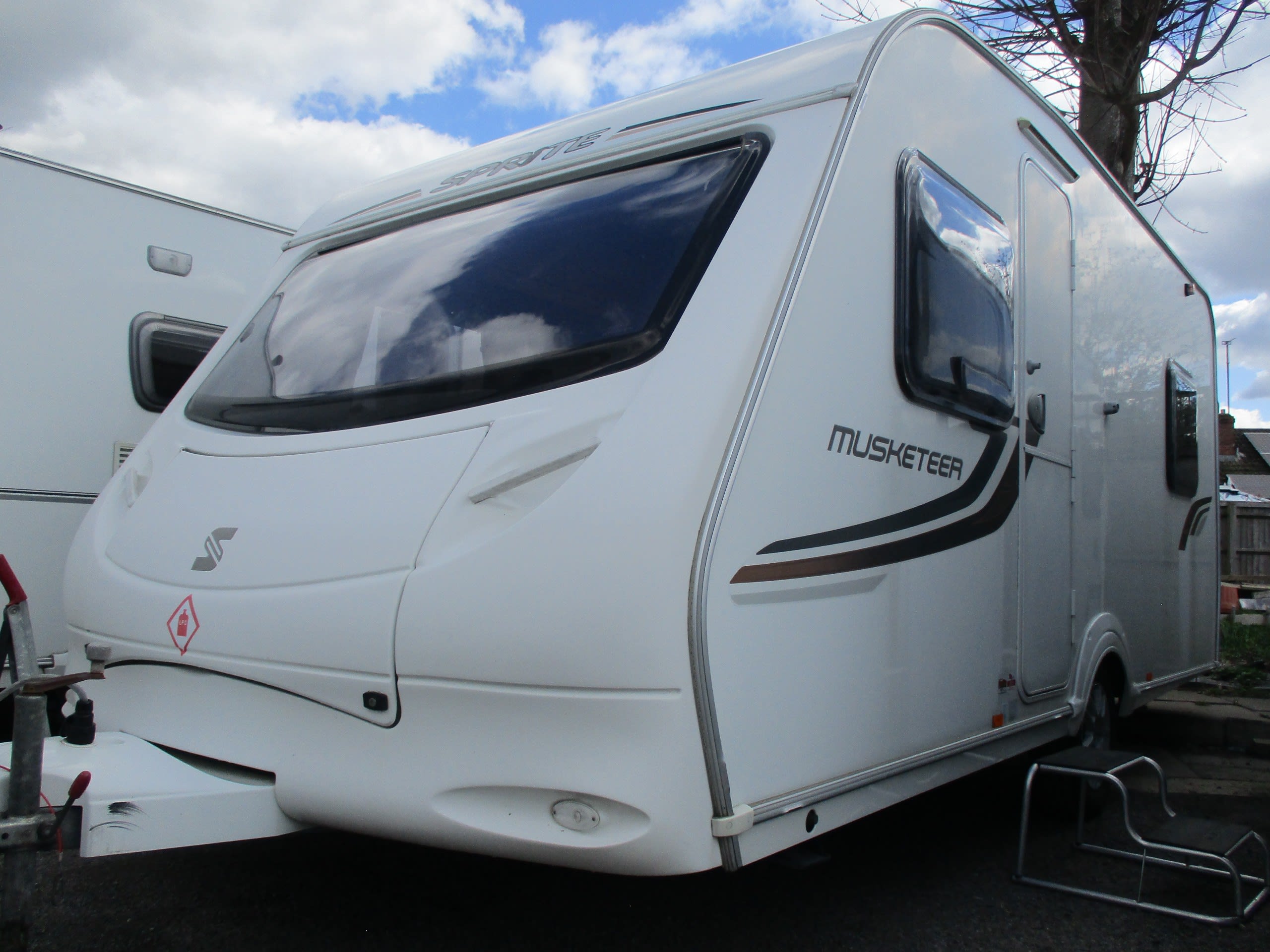 2010 Sprite Musketeer White