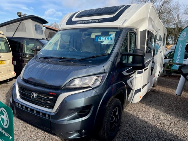 Swift Escape 684 2023