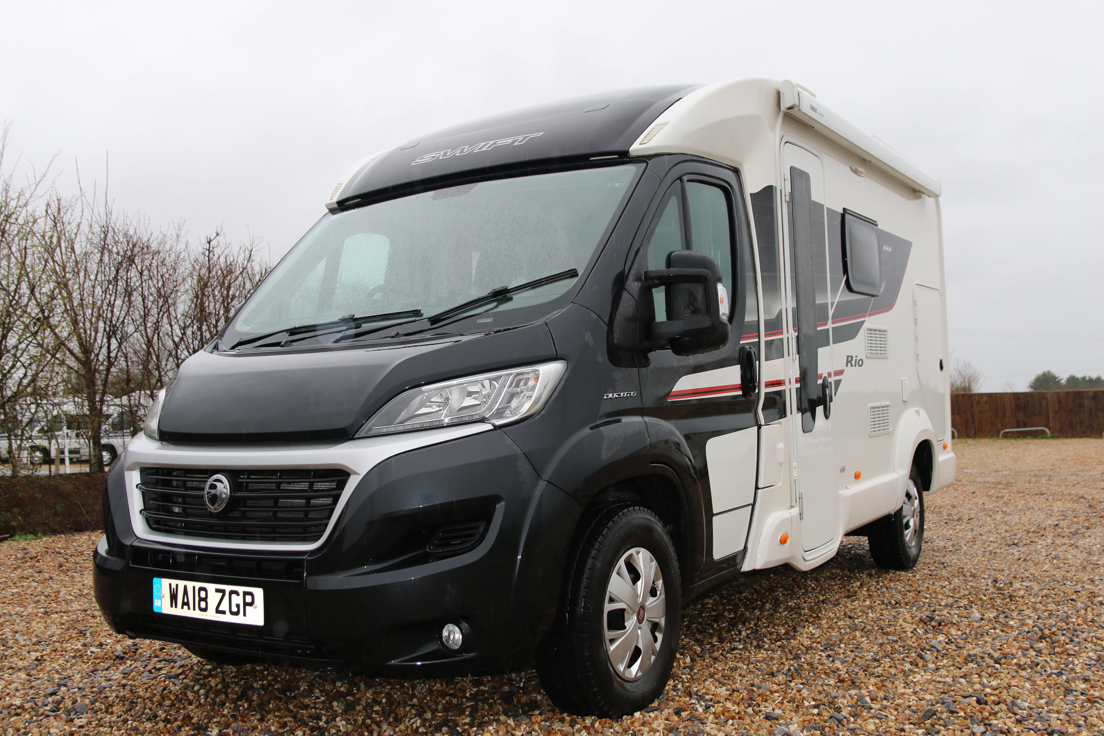 Swift Rio 325 Automatic