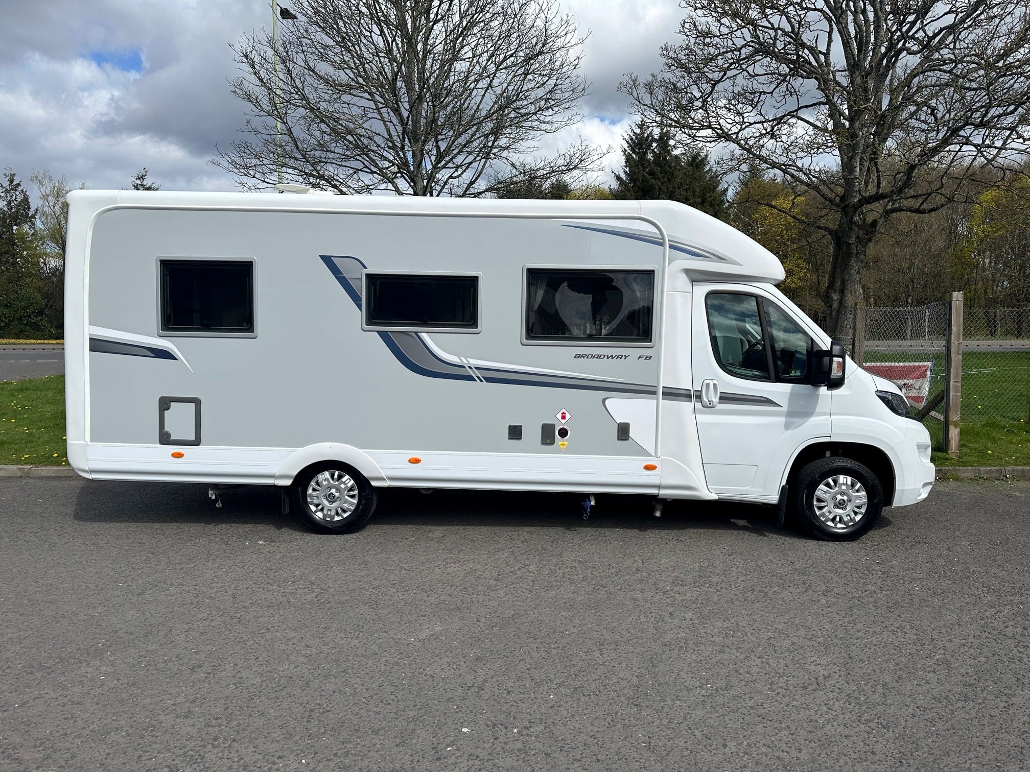 Auto-sleepers Broadway Fb 4 Berth