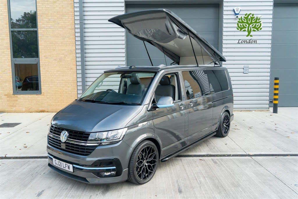 2021 Volkswagen Transporter Grey