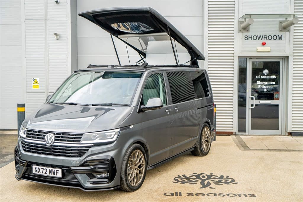 2022 Volkswagen Transporter Grey