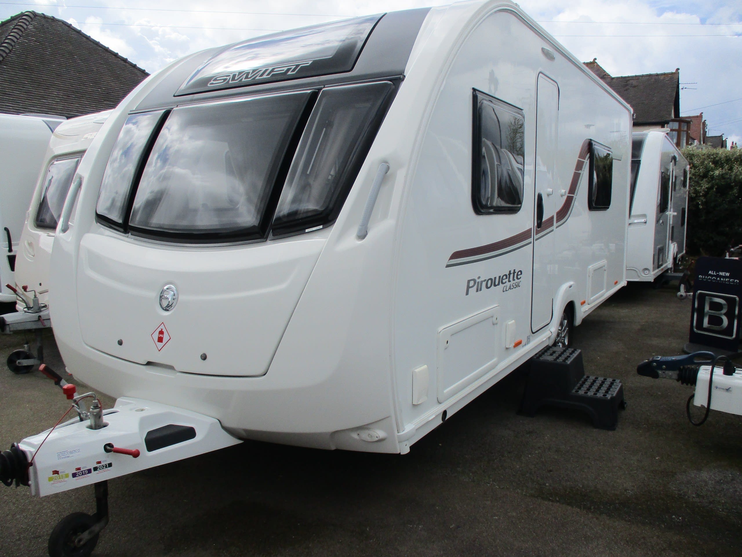 2016 Sprite Major Fb White