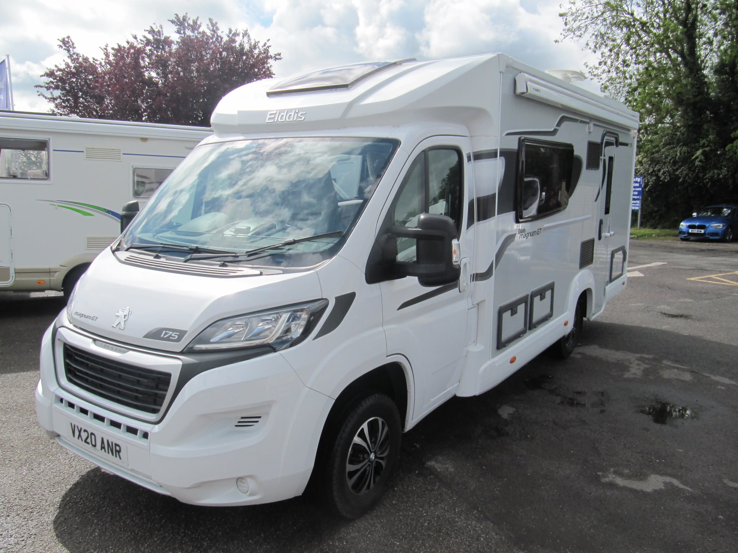 2020 Elddis Magnum White