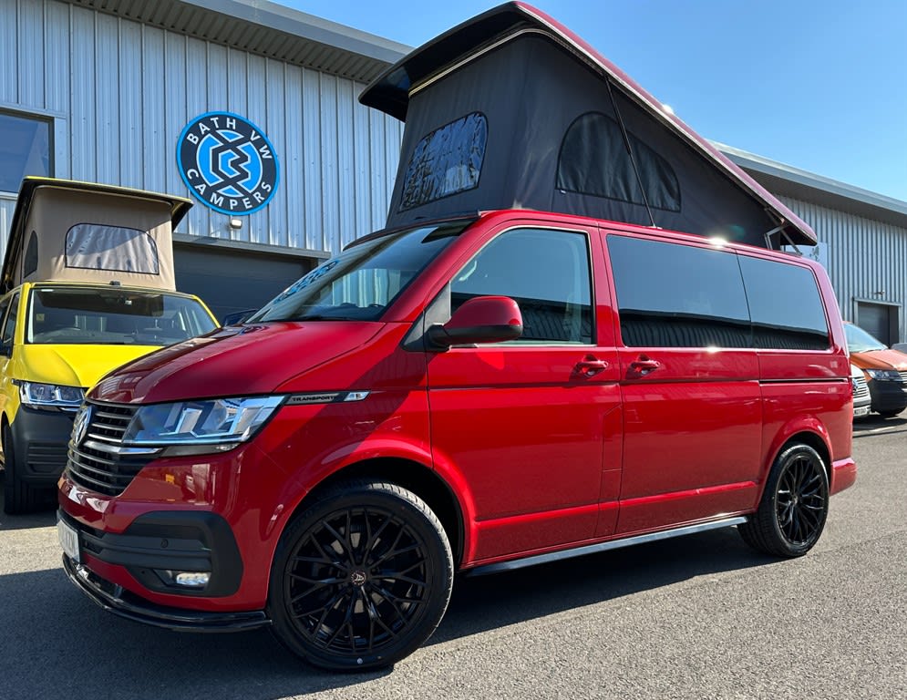 2021 Volkswagen Transporter Red
