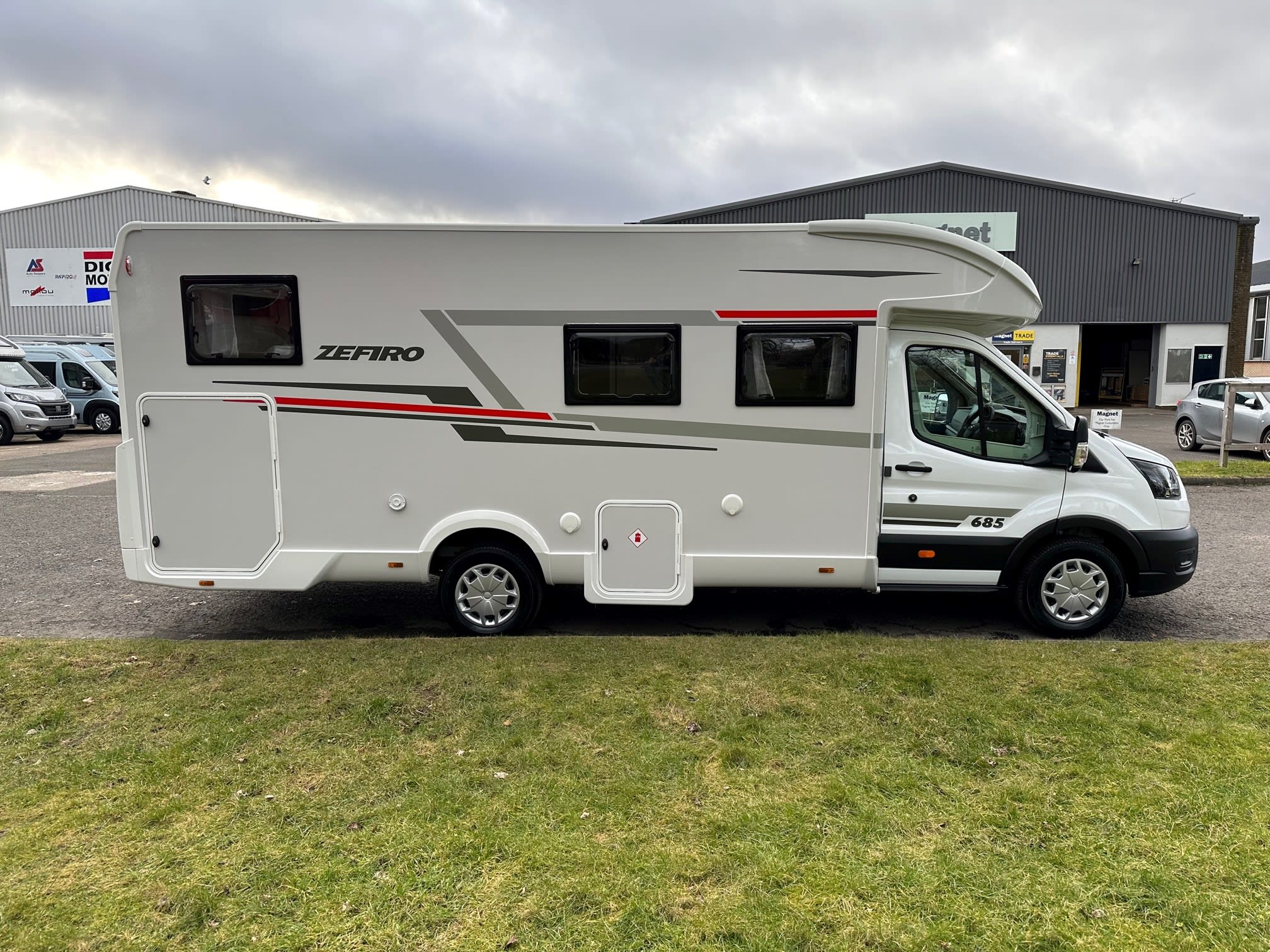 Roller Team Zefiro 685 Automatic 5 Berth