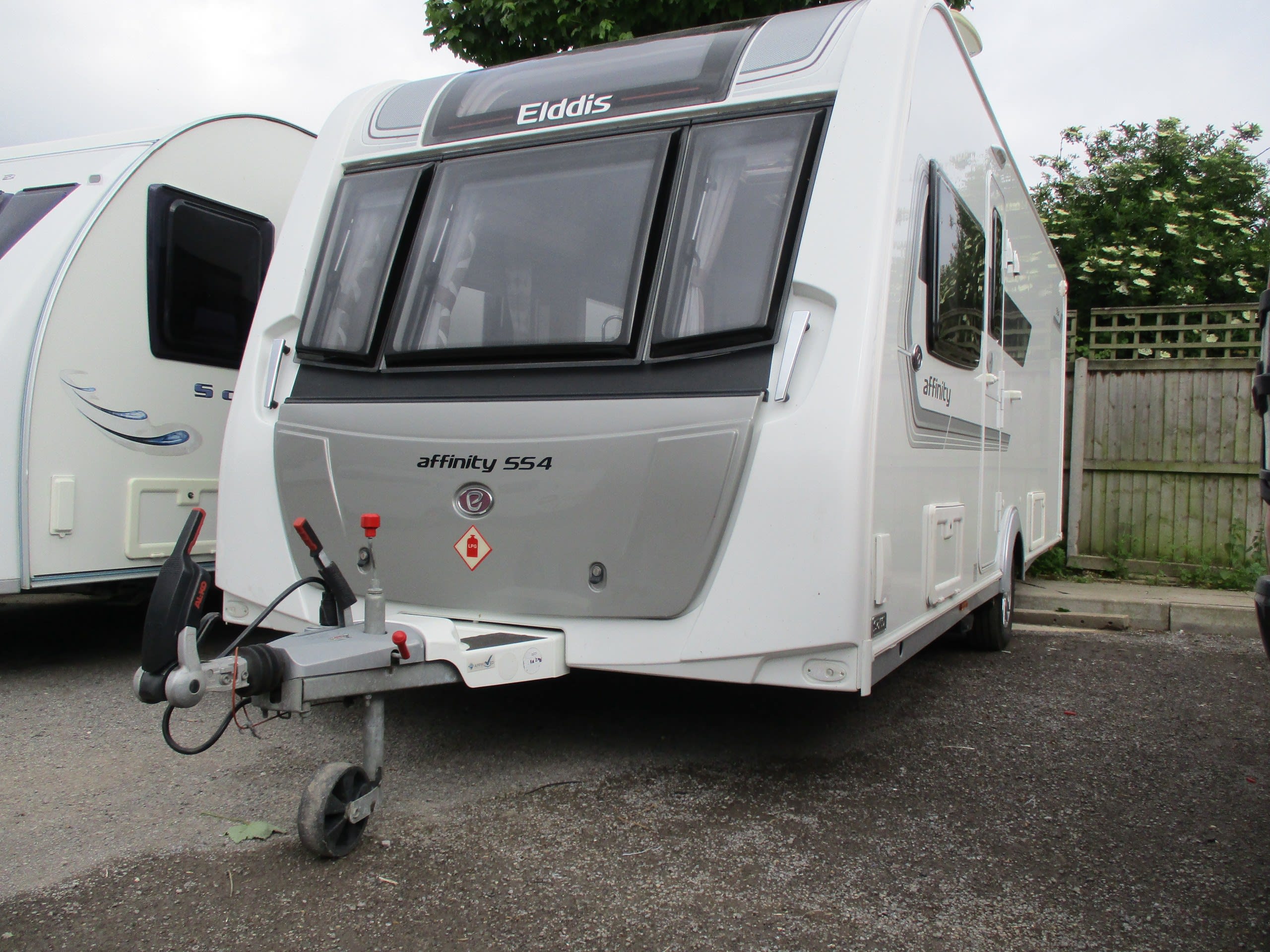 2017 Elddis Affinity White