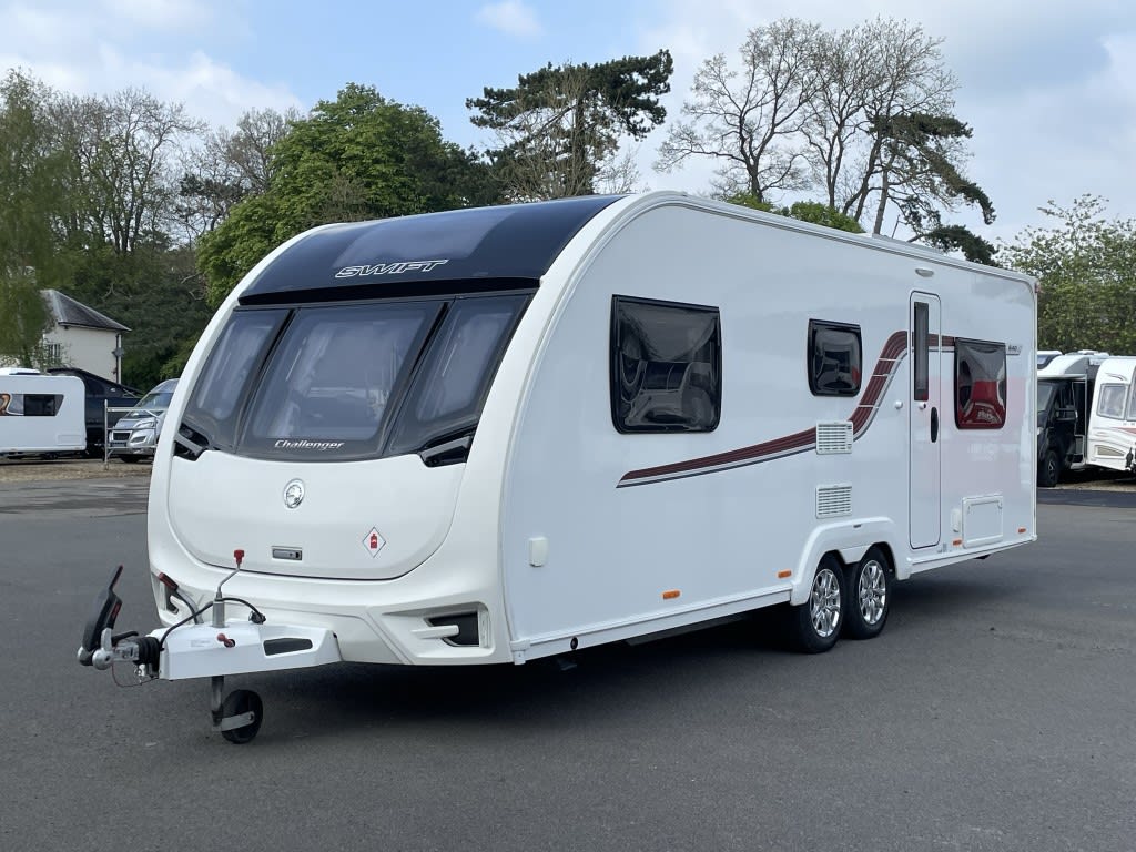 Used Swift Caravan Challenger 640 (2016) 6 Berth Twin Axle