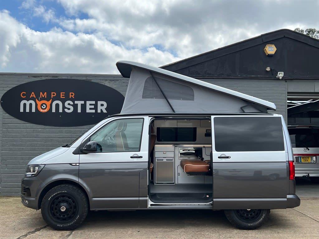 2017 Volkswagen Transporter Silver