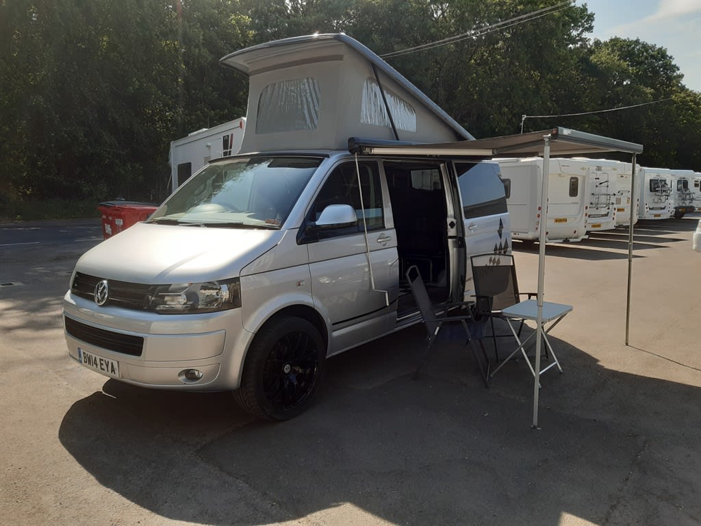 2014 Volkswagen Transporter Silver