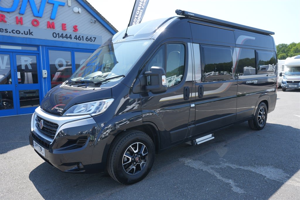 2021 Elddis Evolution Black