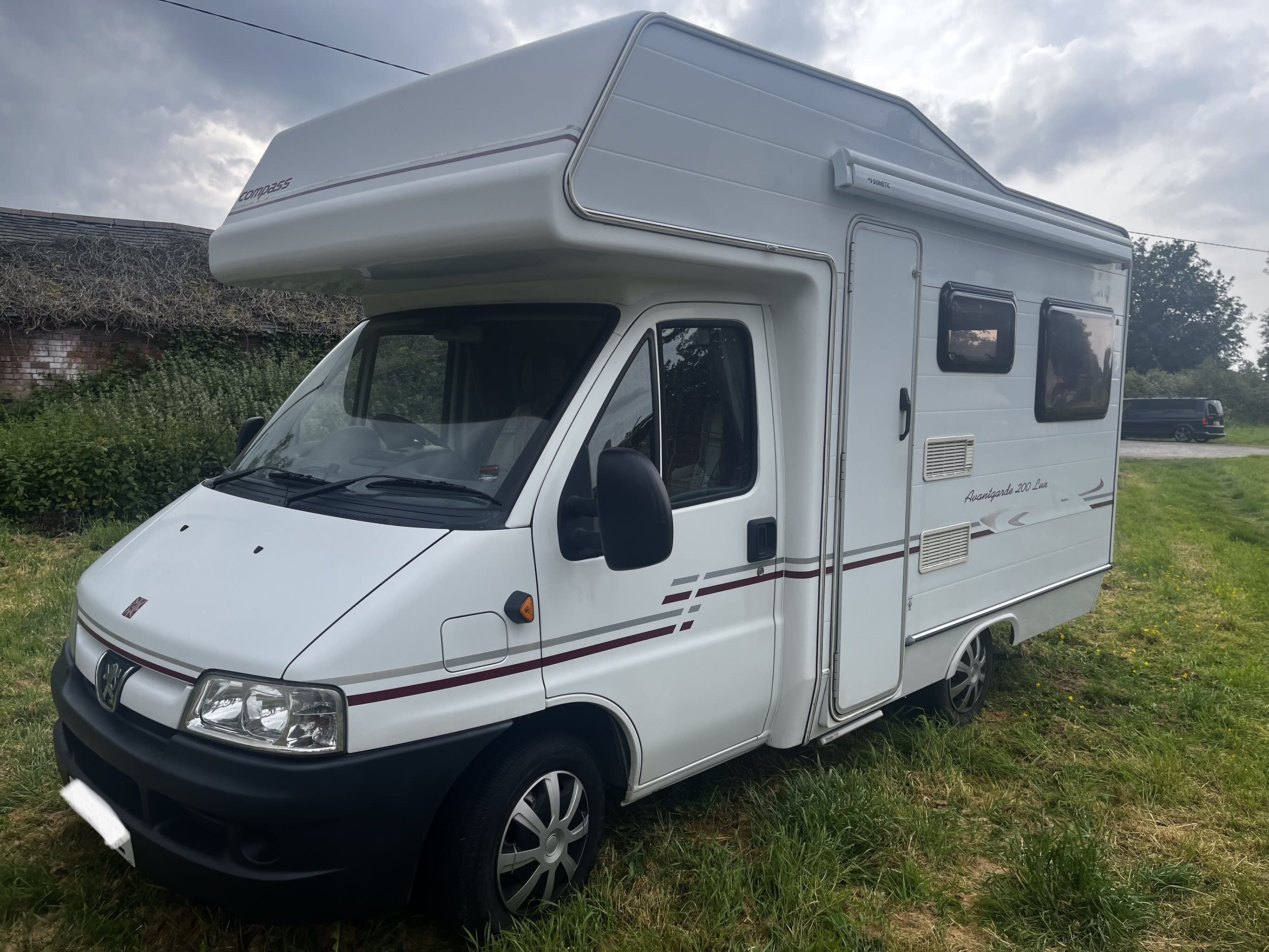 Compass Avantgarde 200 Lux