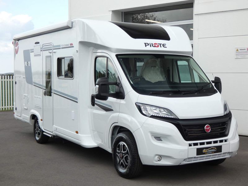 Pilote P696d Evidence 2.3 Automatic 2023