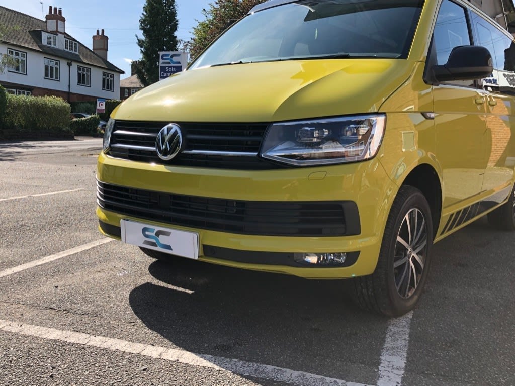 2019 Volkswagen Transporter Yellow