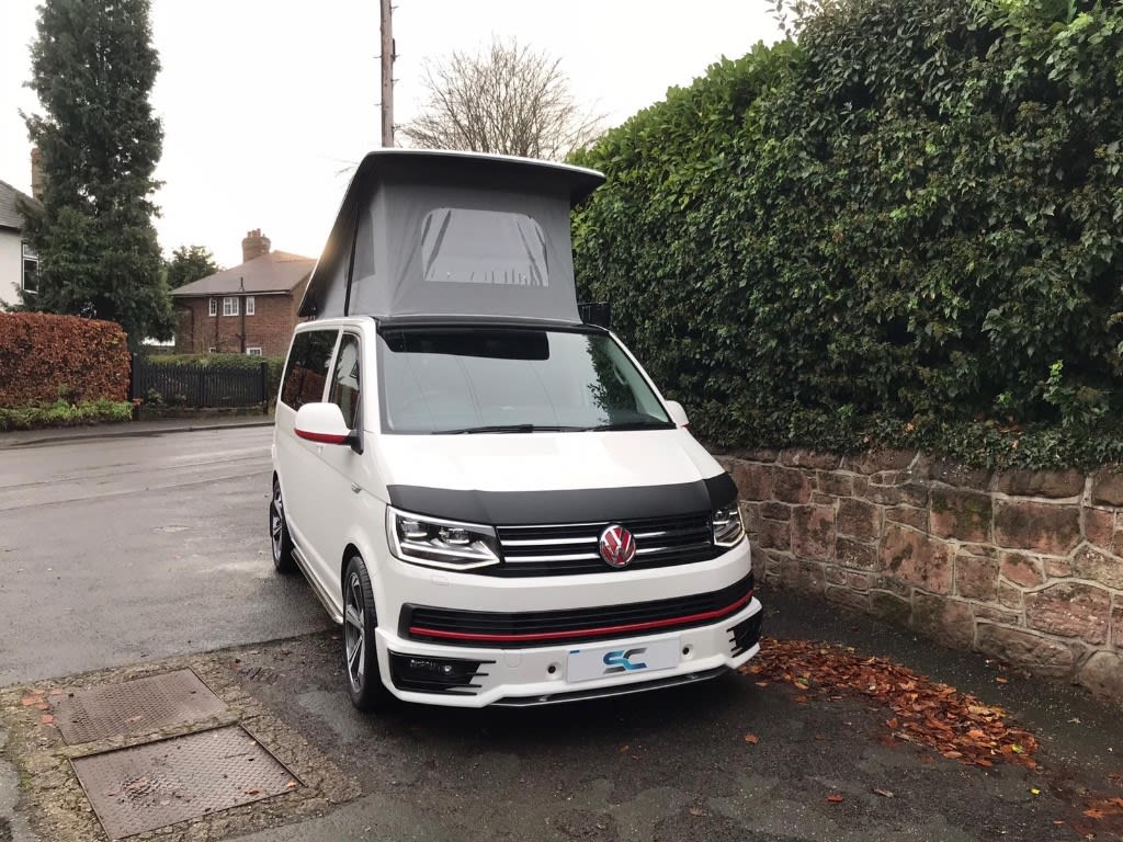 2017 Volkswagen Transporter White