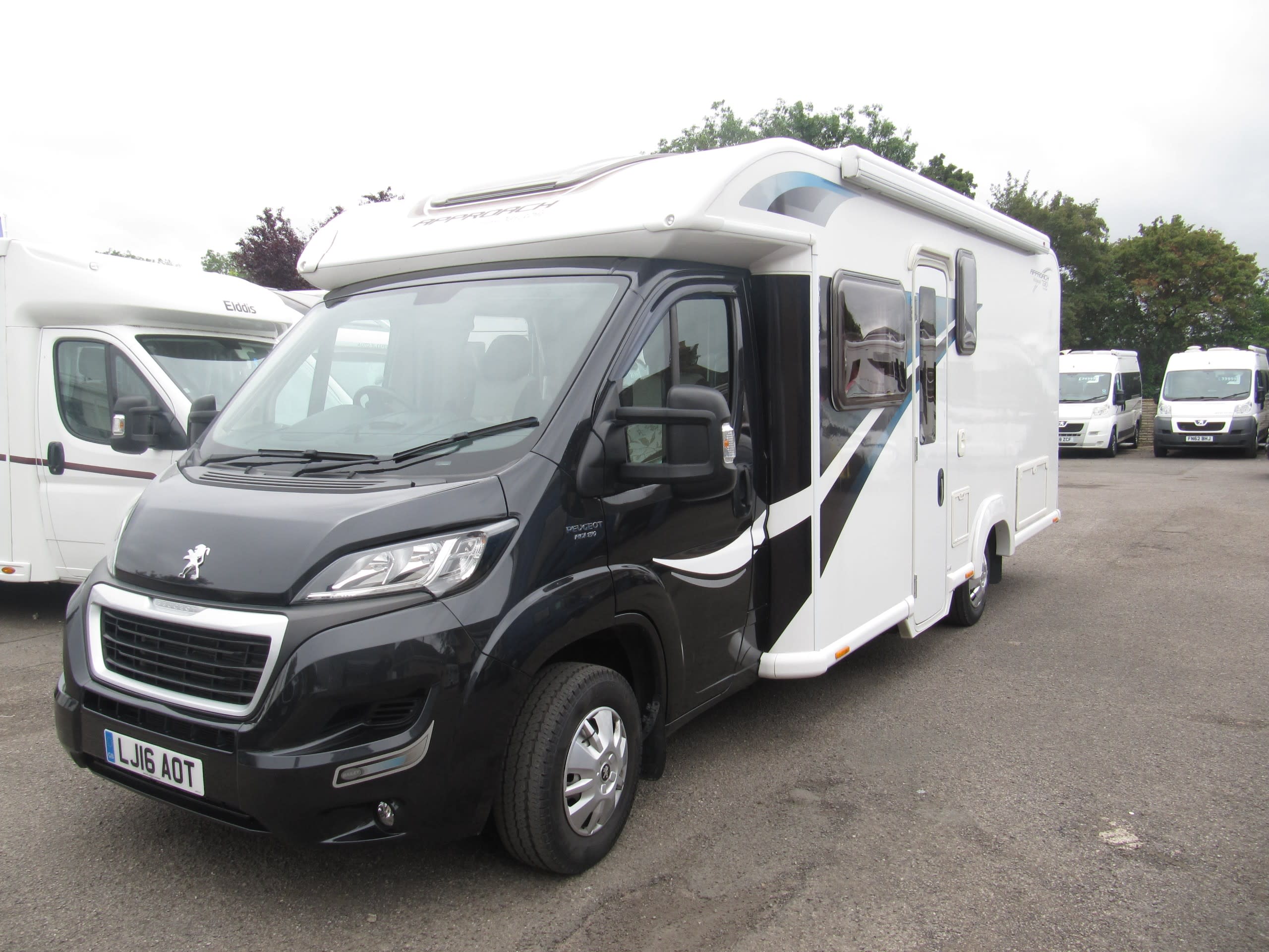 2016 Bailey Autograph 730 Grey