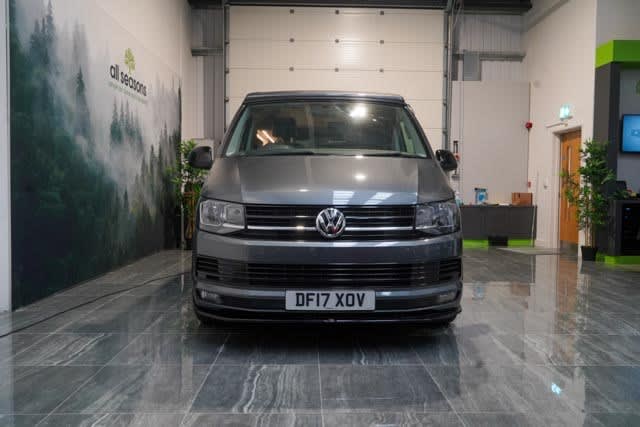 2017 Volkswagen Transporter Grey