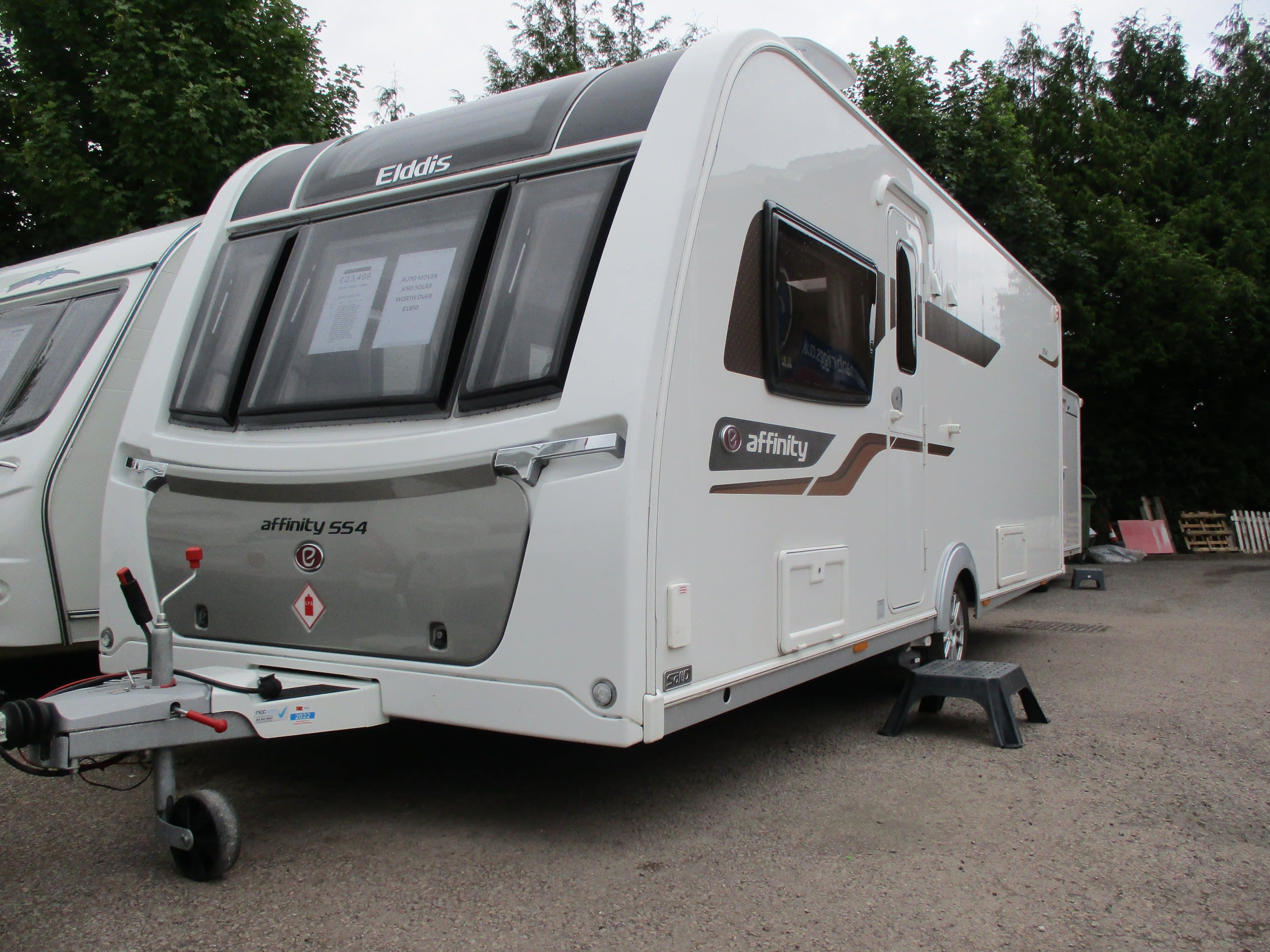 2021 Elddis Affinity White