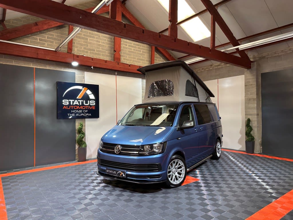2016 Volkswagen Transporter Blue