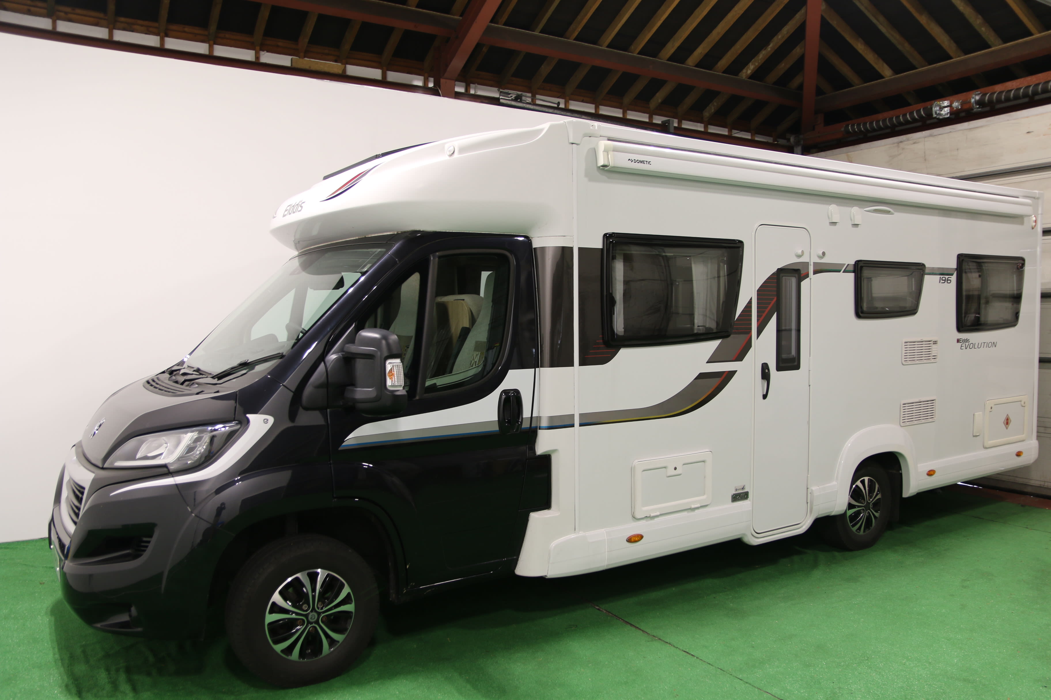 Elddis Evolution 196