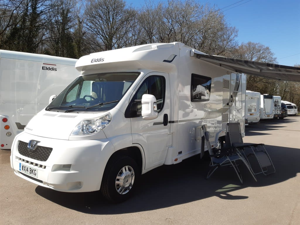2014 Elddis Autoquest White