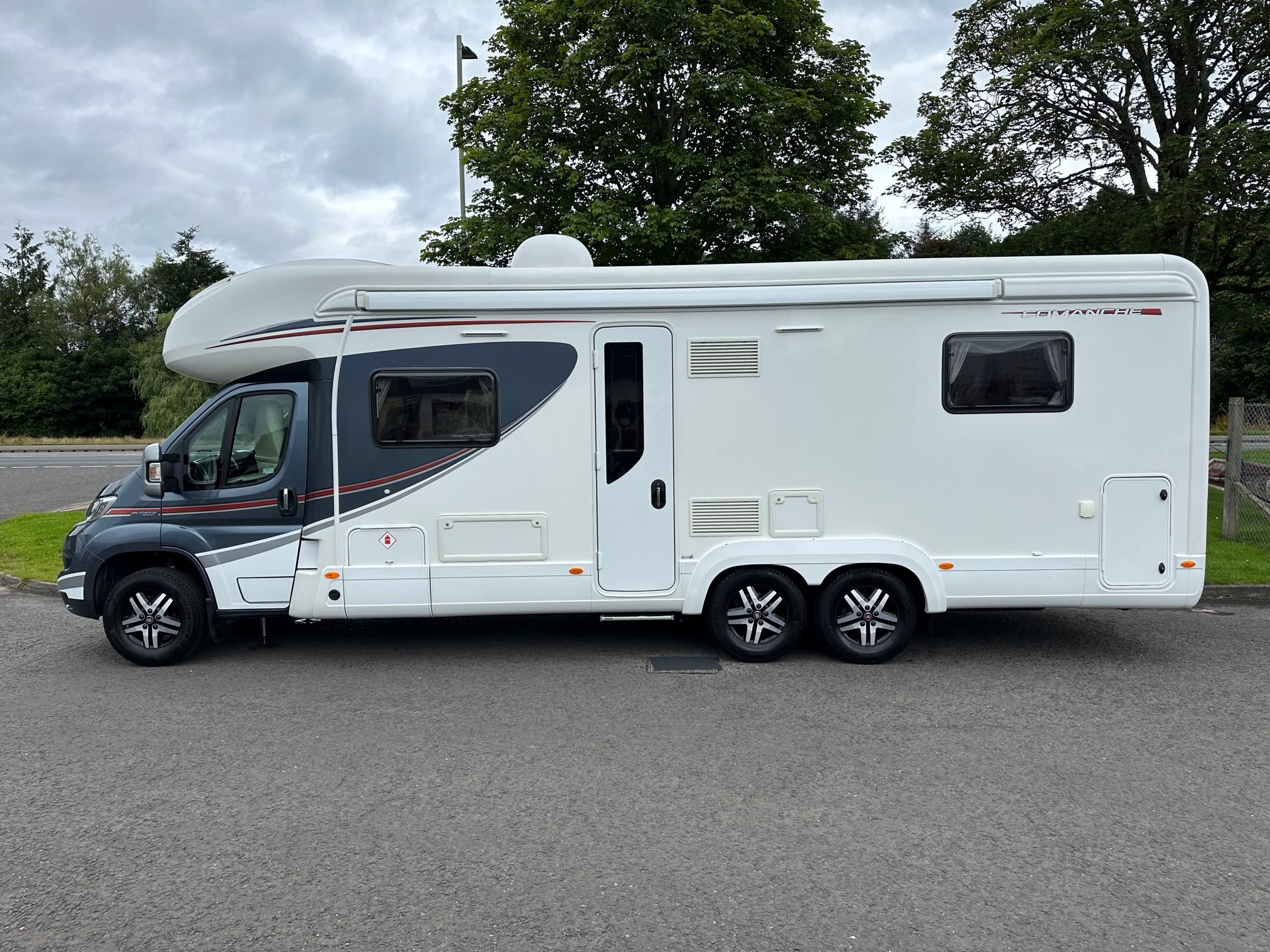 Auto-trail Comanche 6 Berth