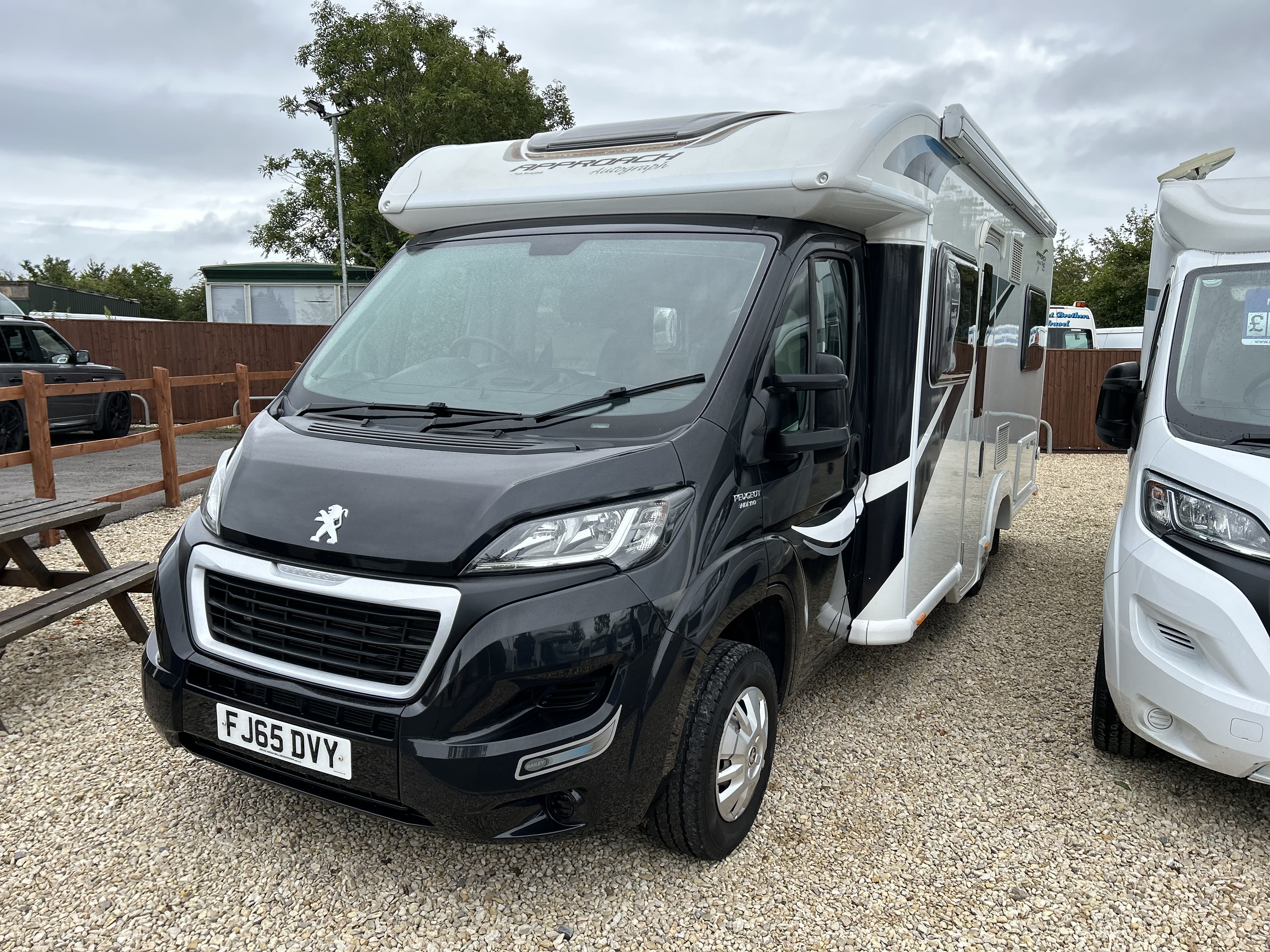 Bailey Autograph 740