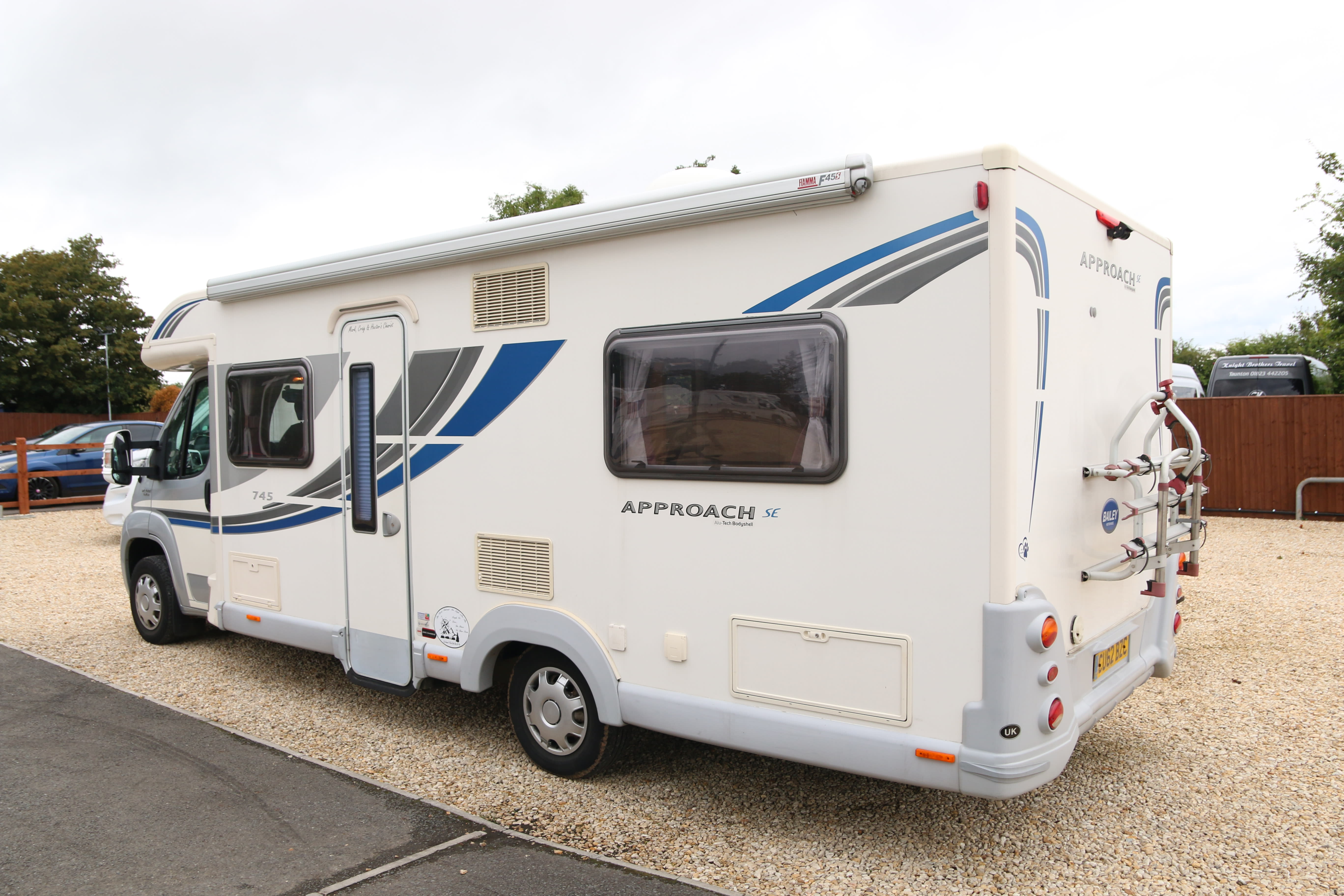 Bailey Approach 745 Se