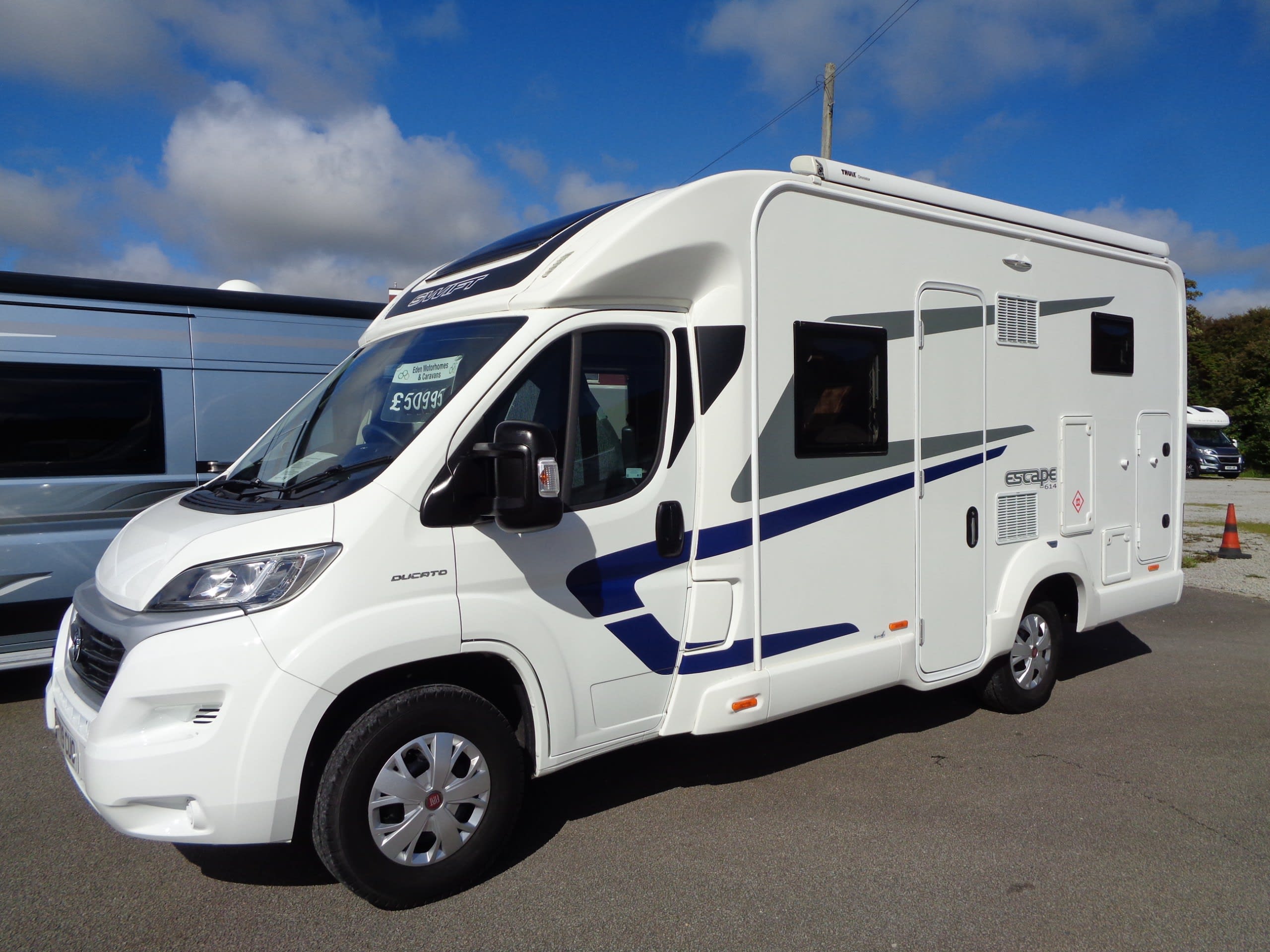 2019 Swift Escape 614 White