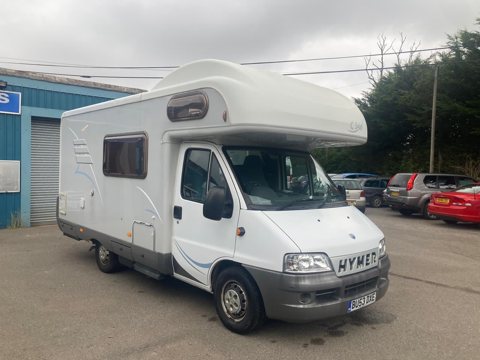 2004 Hymer C546 White