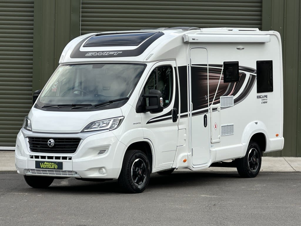 Used Swift Motorhome Escape Compact C404 (2021)