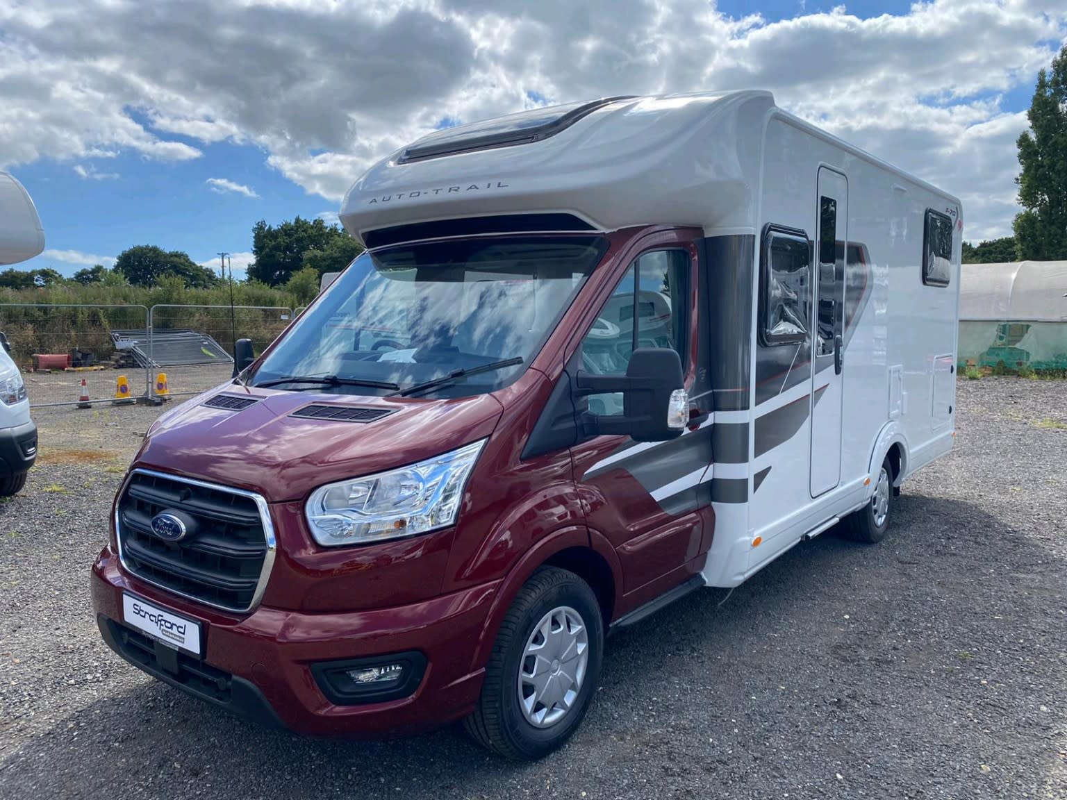 2023 Auto Trail F-line F70 Red And White