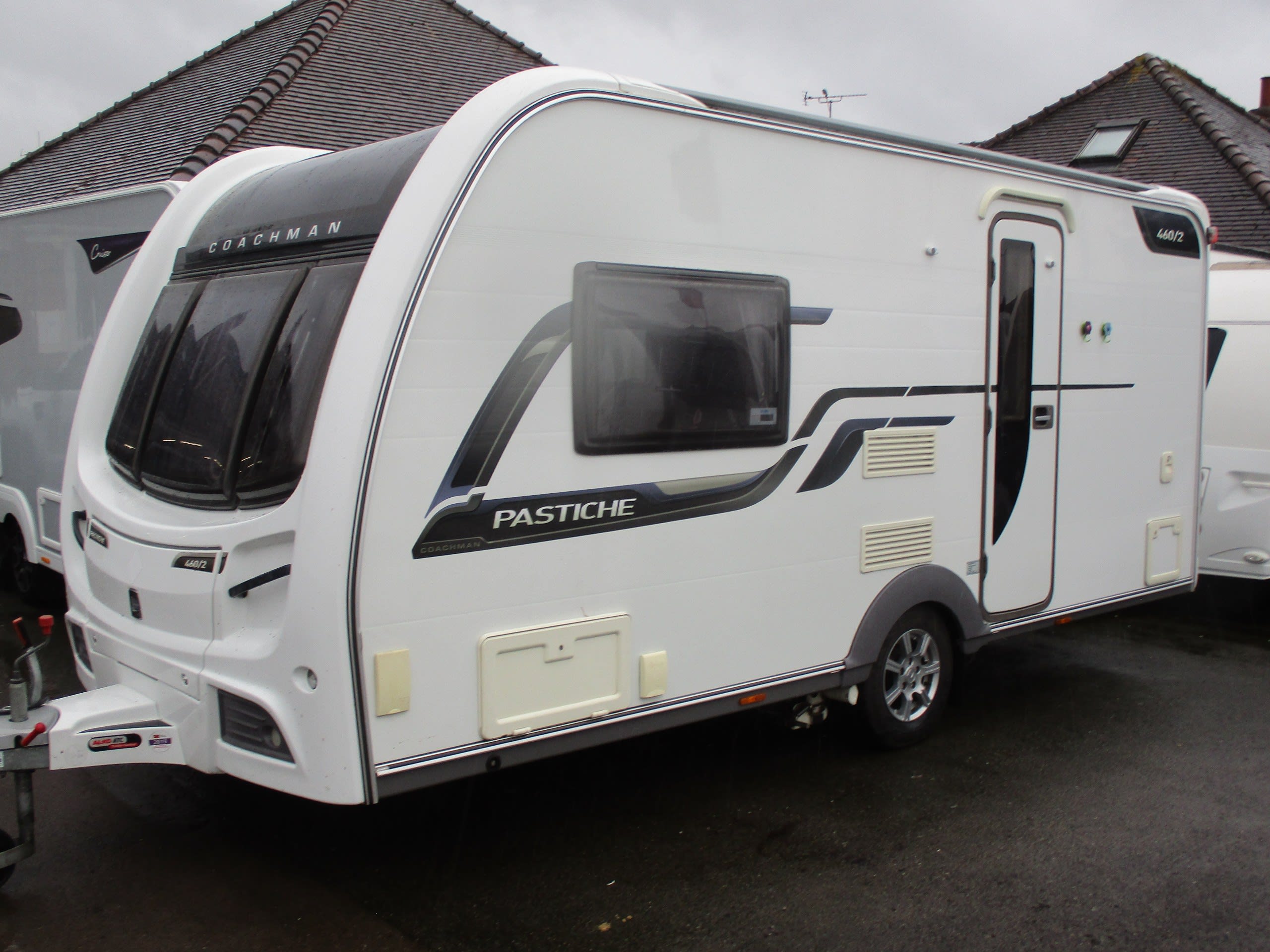 2014 Coachman Pastiche White