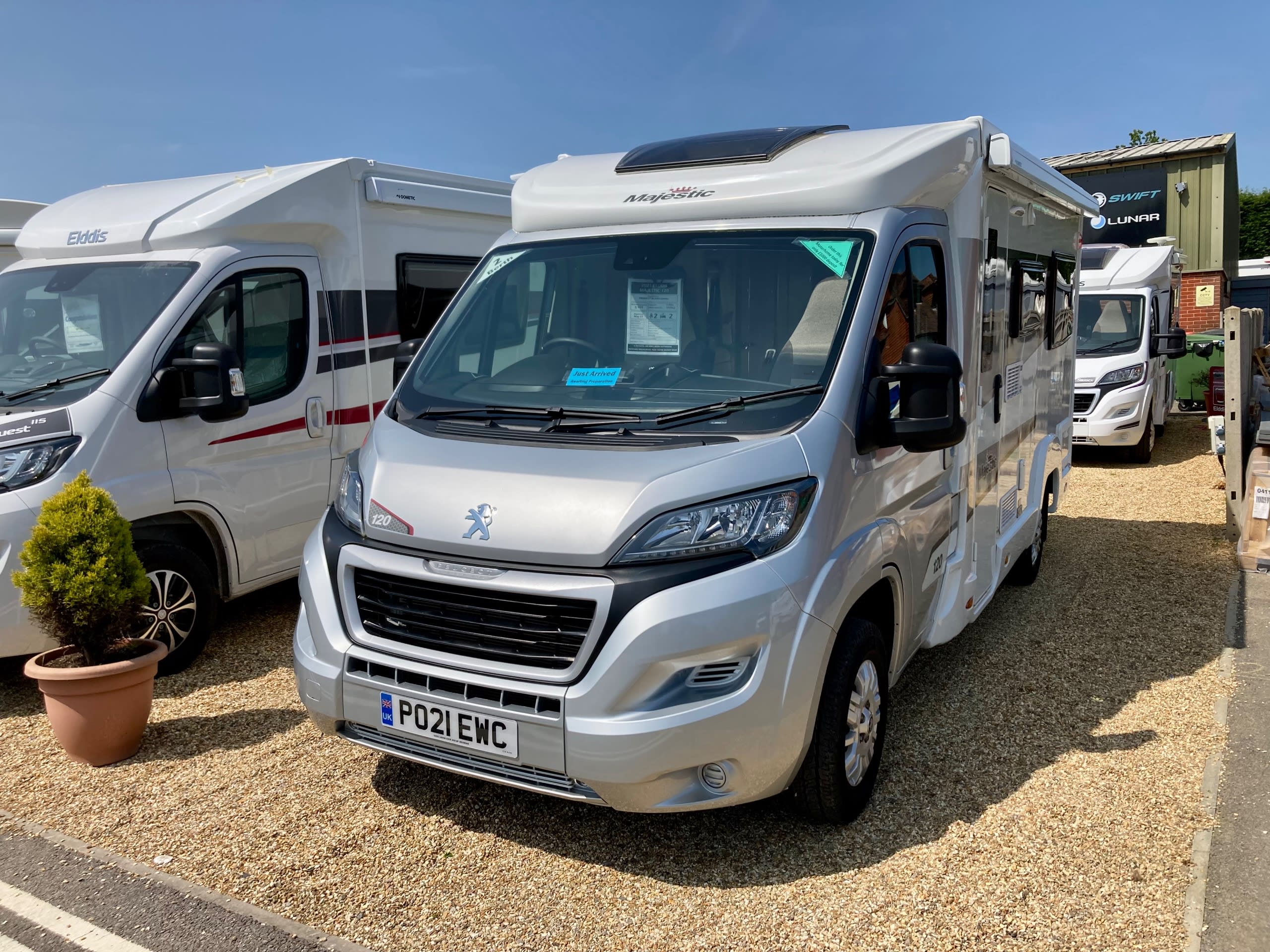 2021 Elddis Majestic 120 White