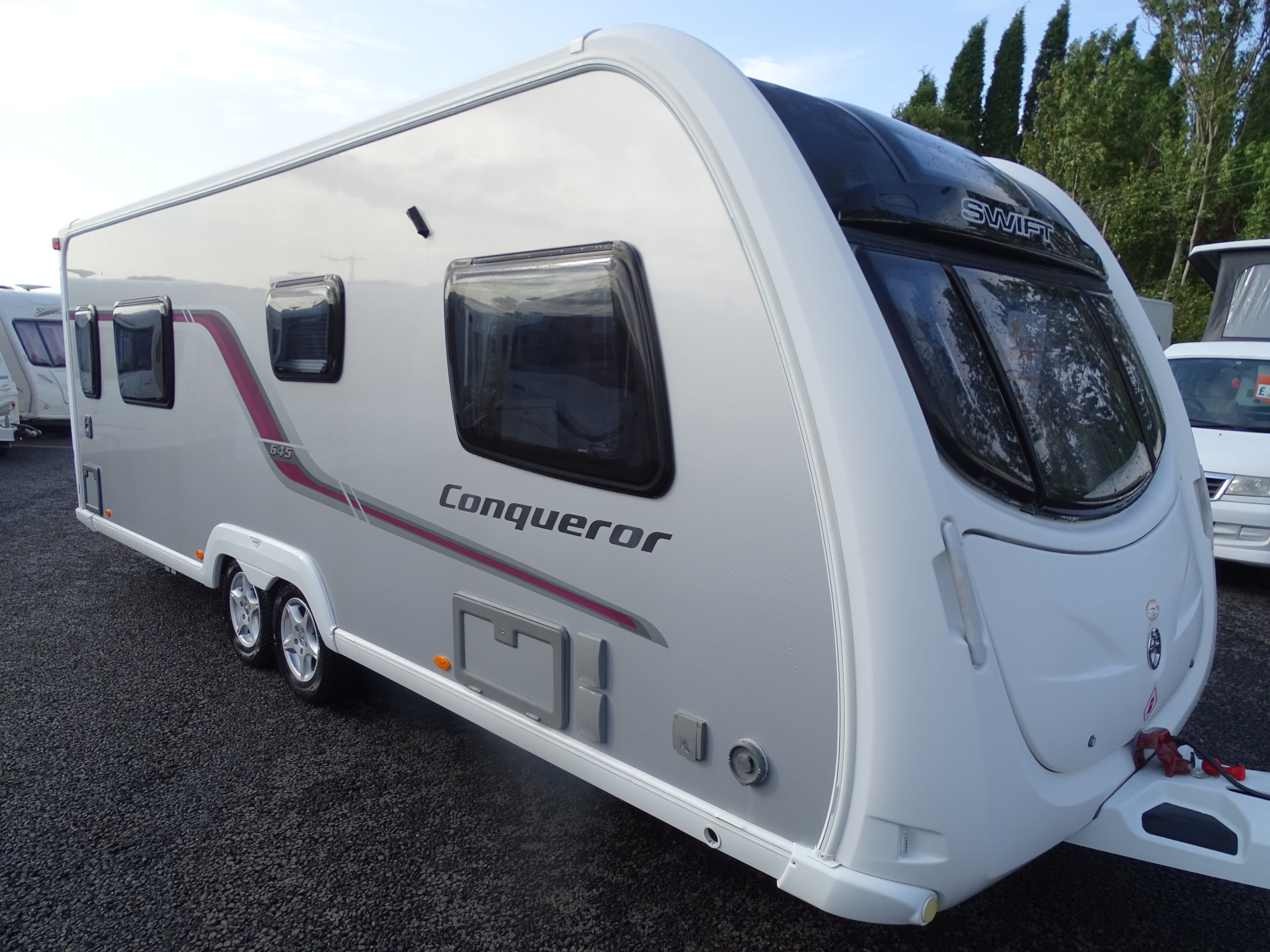 Swift Conqueror 645 2013 4 Berth Twin Axle Touring Carava...